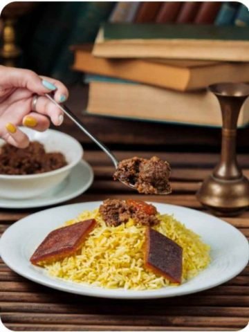 Kuwaiti Machboos – A Fragrant Middle Eastern Rice and Meat Dish ...